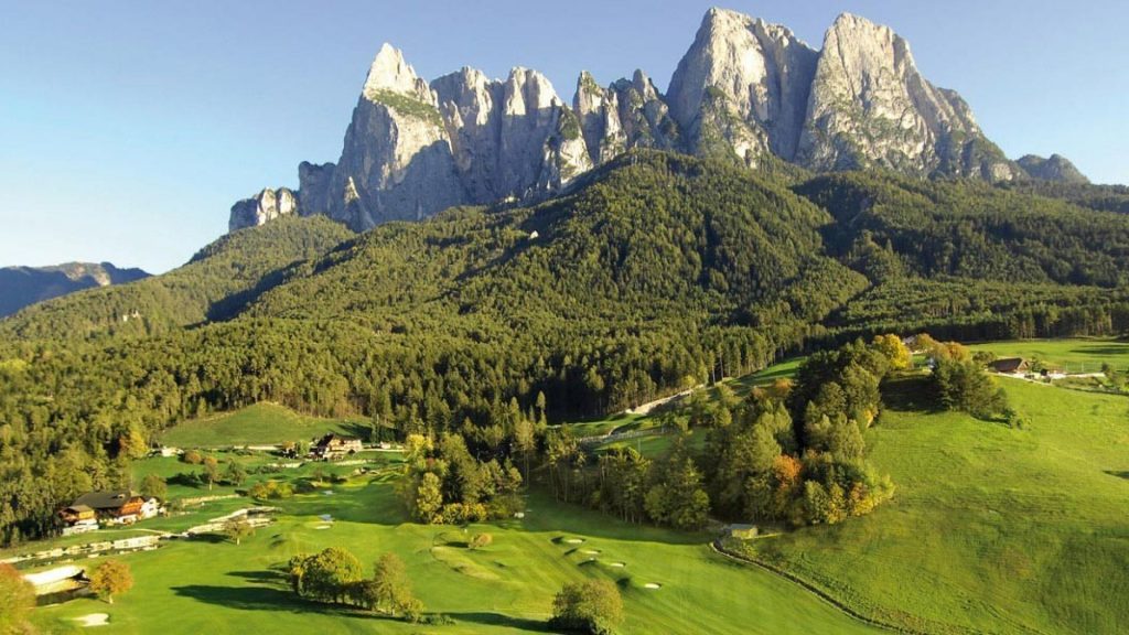 The Peoples of Europe: origins, history, culture and traditions ...