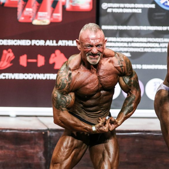 Gym Plan: 4 Weeks to Increased Muscle Mass | Big Emma | Fitness ...