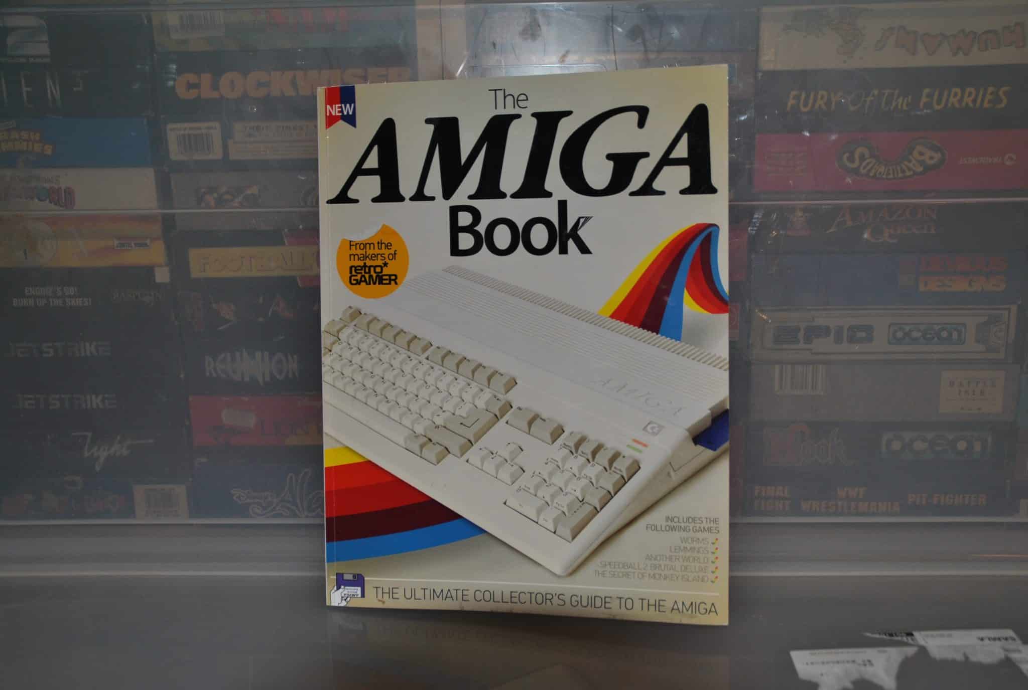 A Look Into The Past.. - The Amiga Book - AmigaGuru's GamerBlog