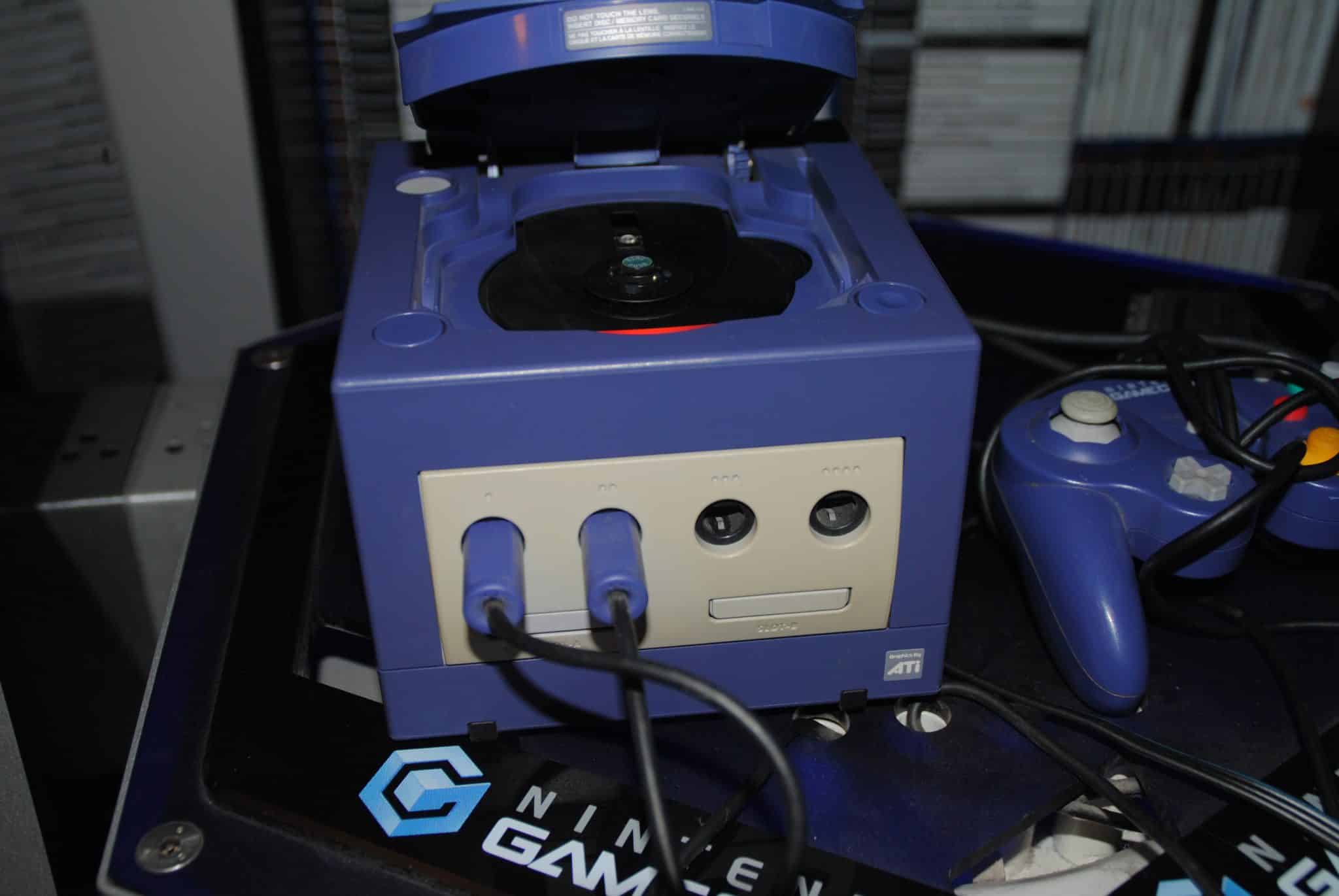Shop Display : Nintendo Gamecube • AmigaGuru's GamerBlog