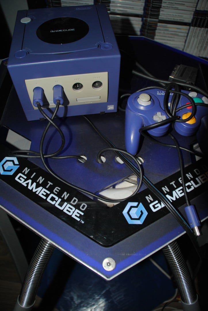 Shop Display : Nintendo Gamecube • AmigaGuru's GamerBlog