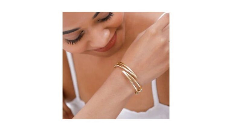 Stack up and Style 18KT Bangles for that Maximum Drip