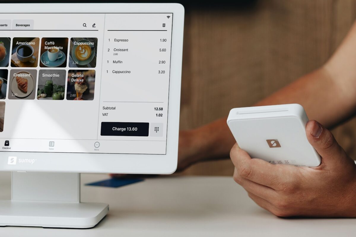 Top 10 CLM Platforms Transforming Legal Operations in 2025