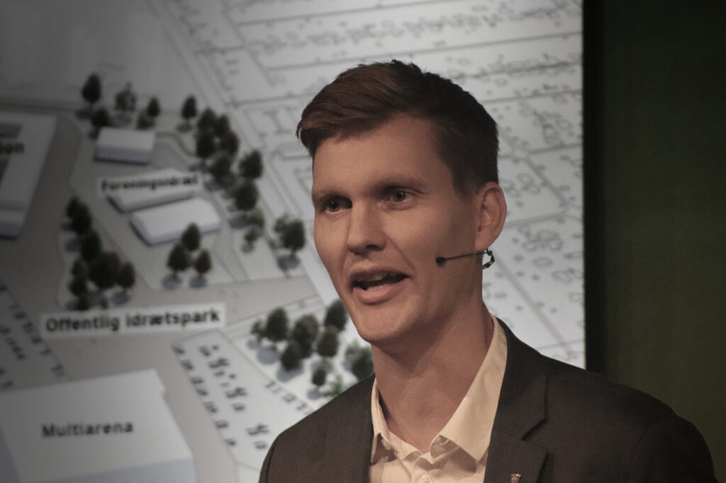 Borgmester vil have AaB med til at finansiere nyt stadion - Dansk ...