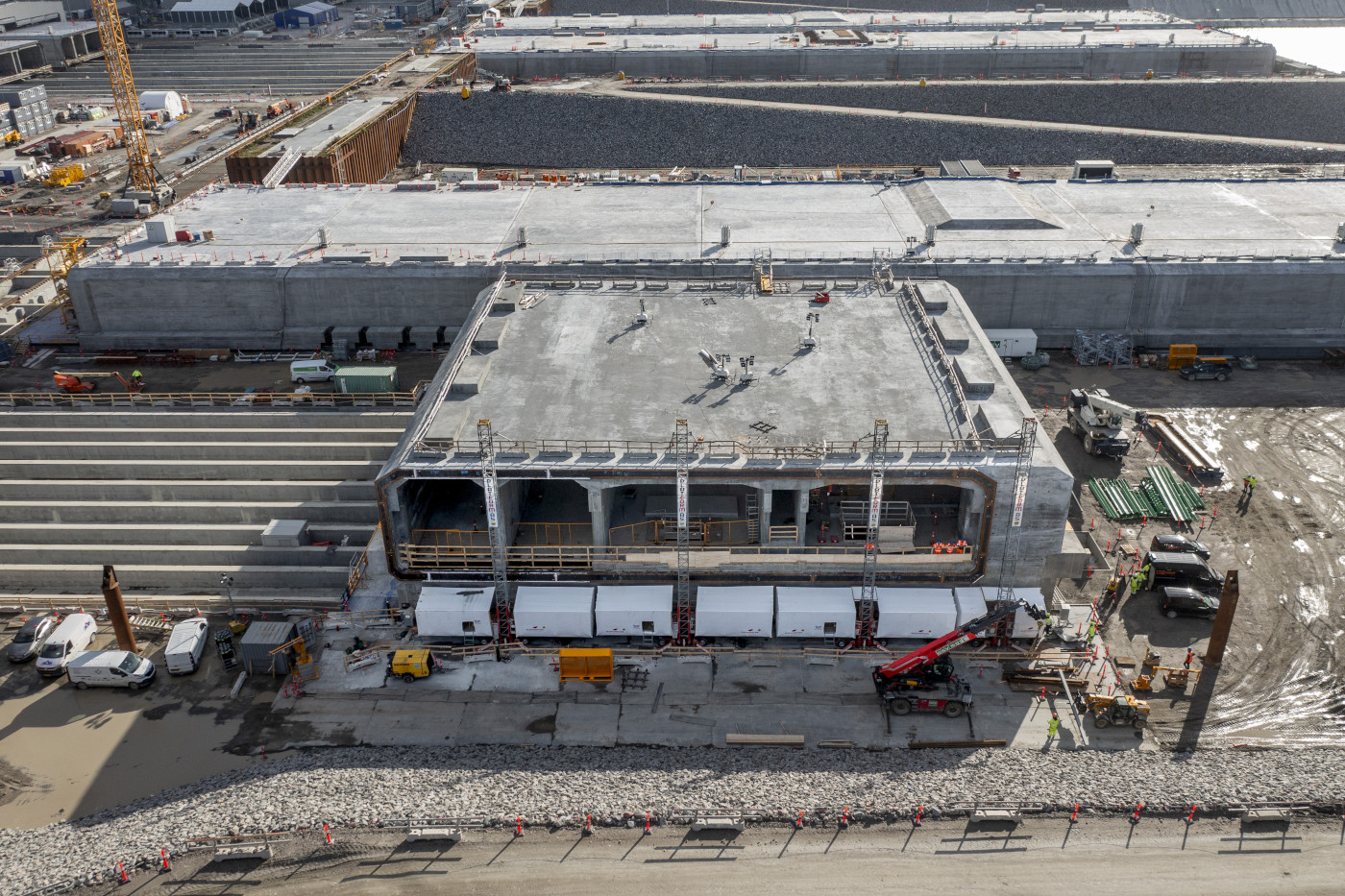 Femern Bælt-tunnelens første kælderelement er støbt færdig - Dansk ...