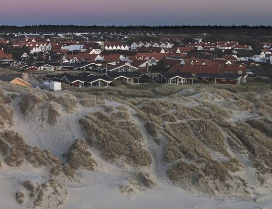 Malurt i bægeret trods rekordmange overnatninger i Danmark i 2025 ...