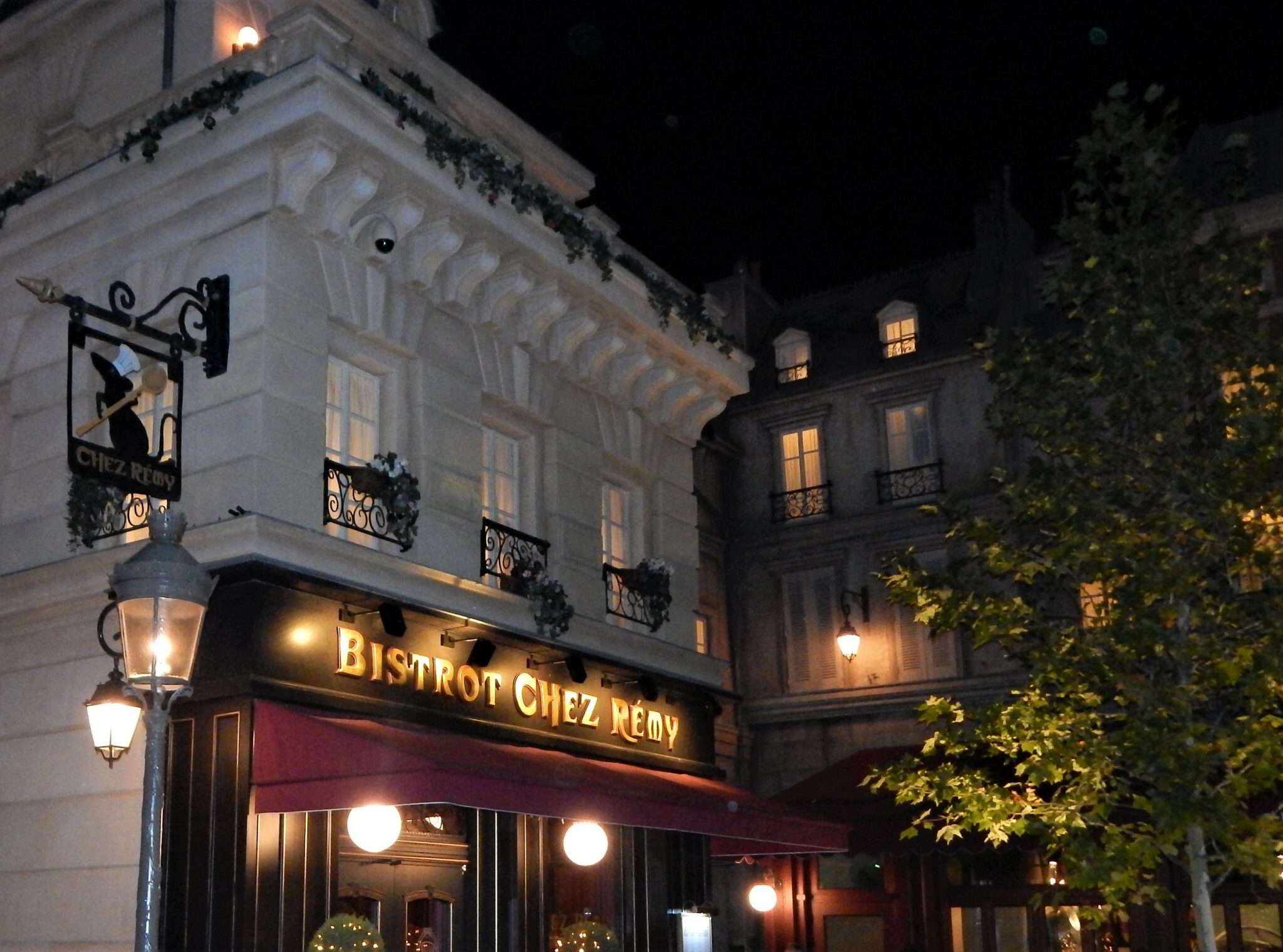 Review: Bistrot Chez Remy – Dedicated To DLP