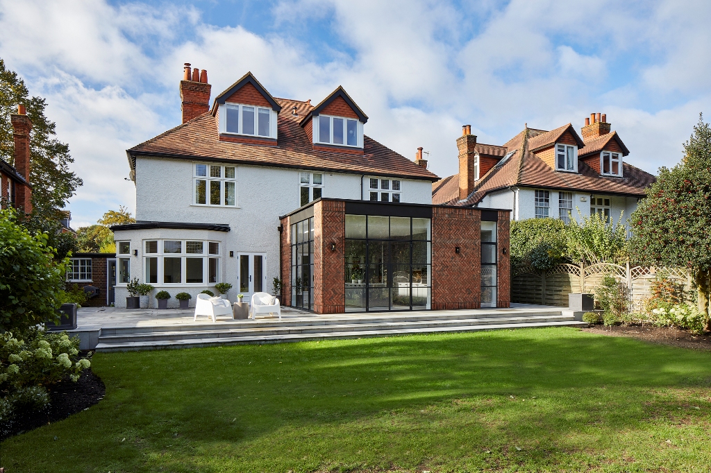 Building Project Compton House - Excalibur Building Contractors