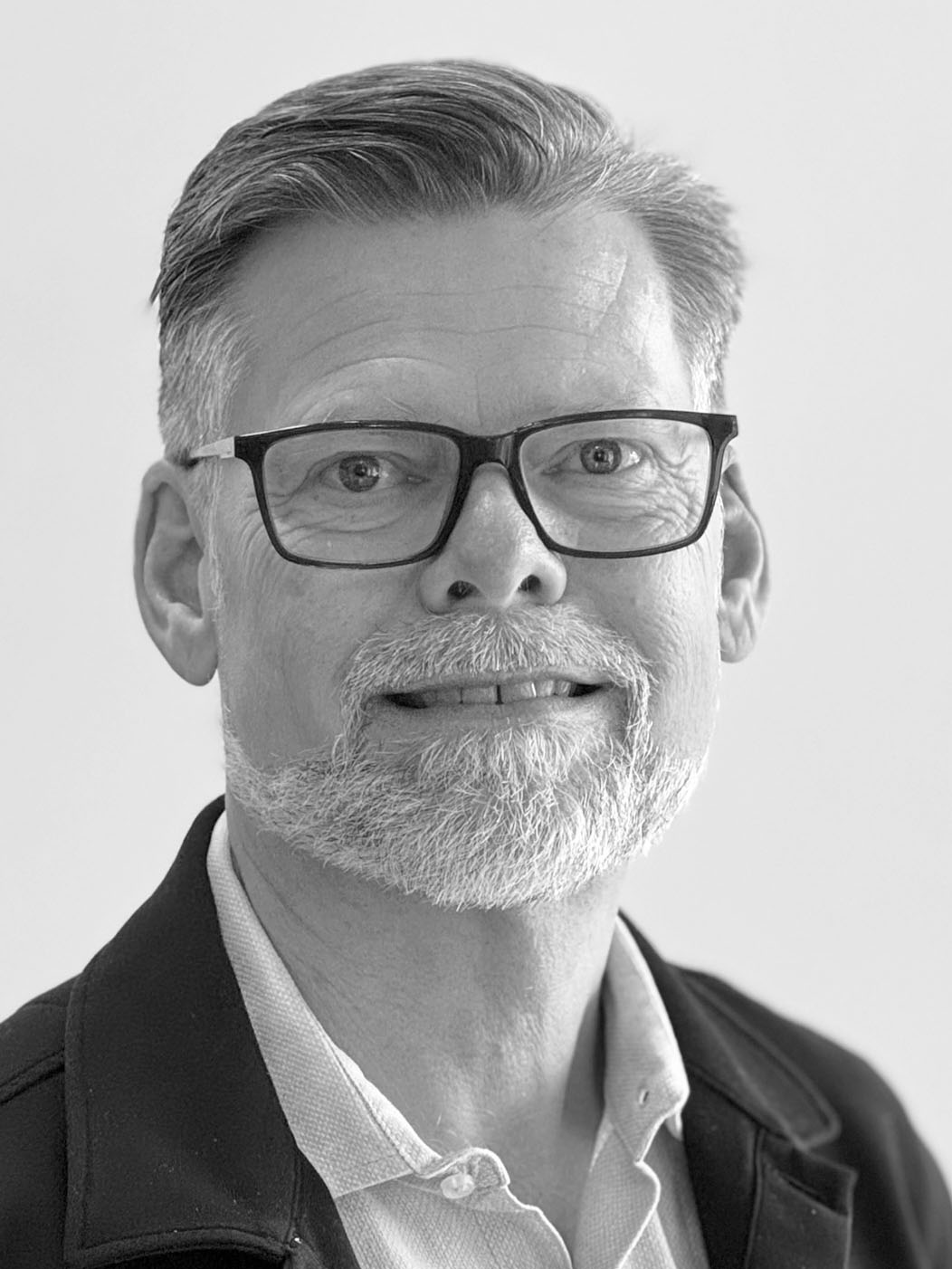 David Wall - FRONTMEDIA