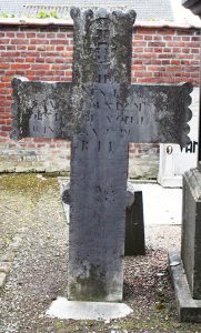 Grafsteen Pierre Vroonen – Groot-Heers