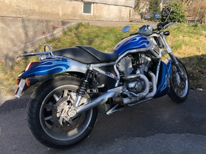 Harley Davidson VRSCR Street Rod stulen i Älvängen norr om Göteborg ...