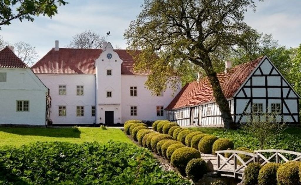 Påskeudstilling på Bratskov Herregård - Jammerbugtposten.dk