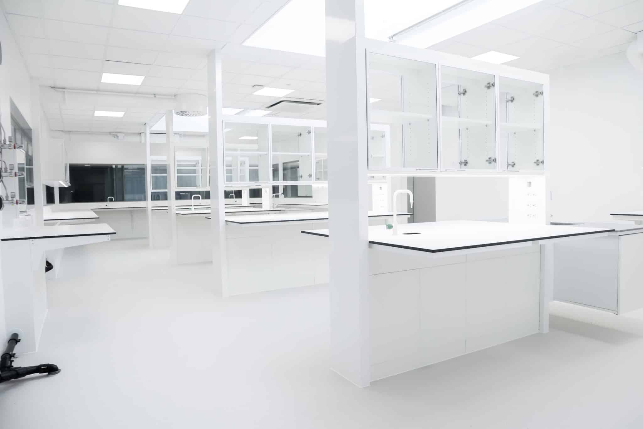 Laboratory furniture - Customized solutions - Labflex