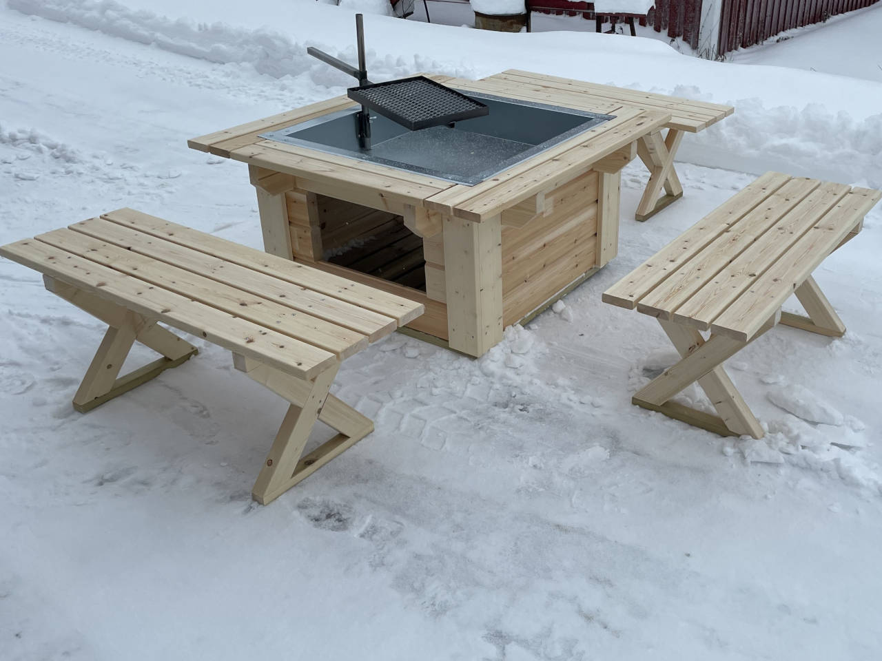 Grillplats-2 - Lappträskstugan