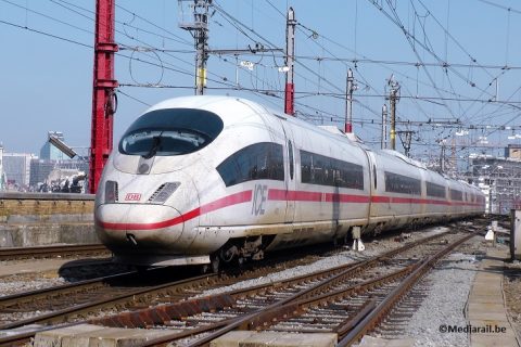 High speed train in France - The Railway dictionary of Mediarail.be
