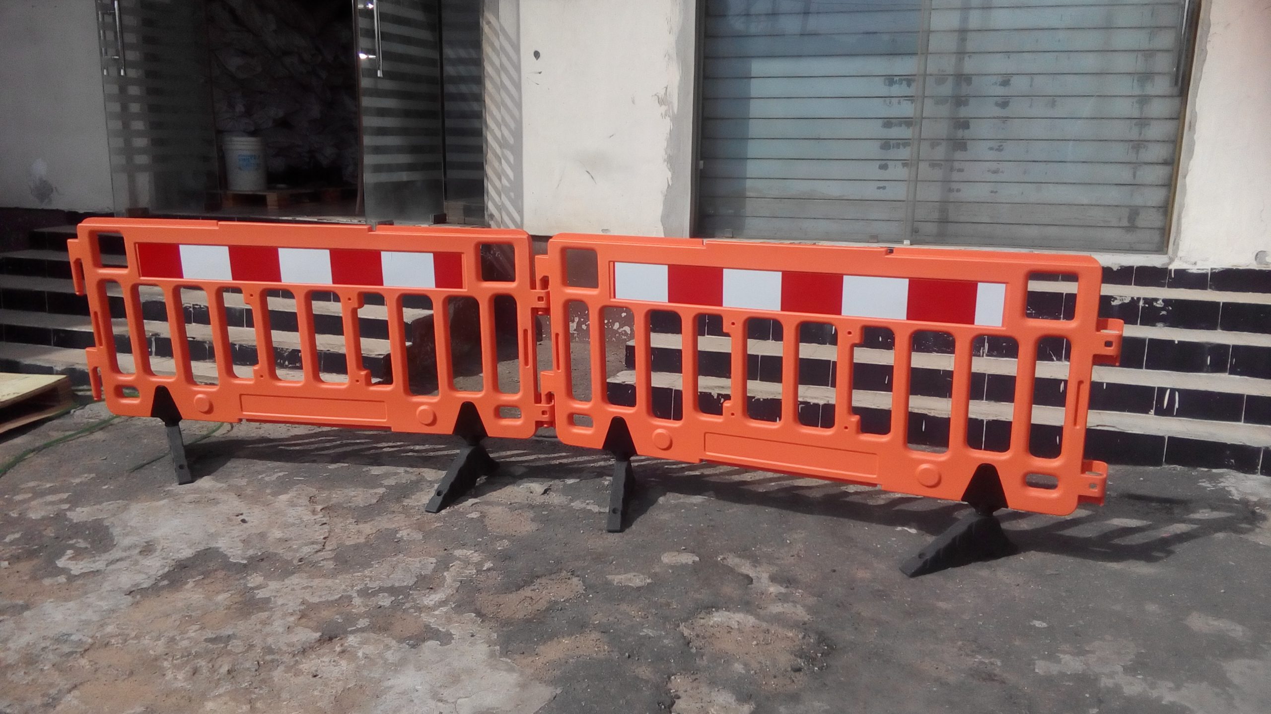 Safety Barrier ES-S02 (ORANGE) – etonsafety.com