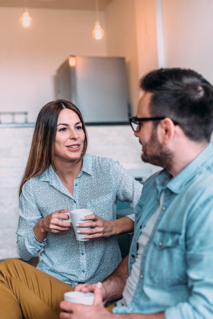 10 Things That Make a Man Trust A Woman - Love Pavillion