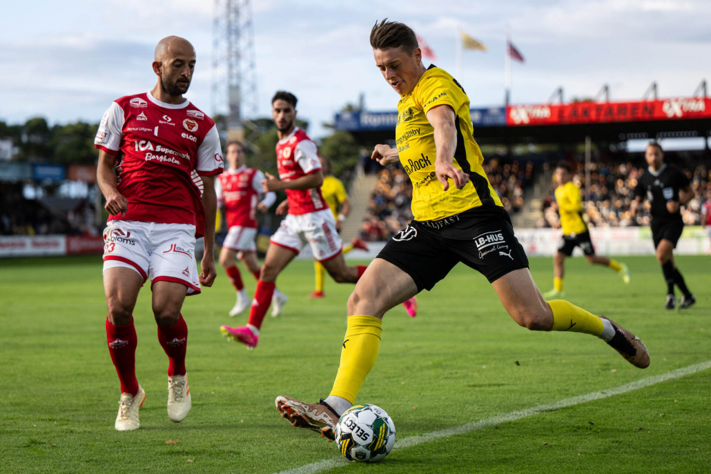 Elliot Stroud förlänger sitt kontrakt med Mjällby AIF – Mjällby AIF