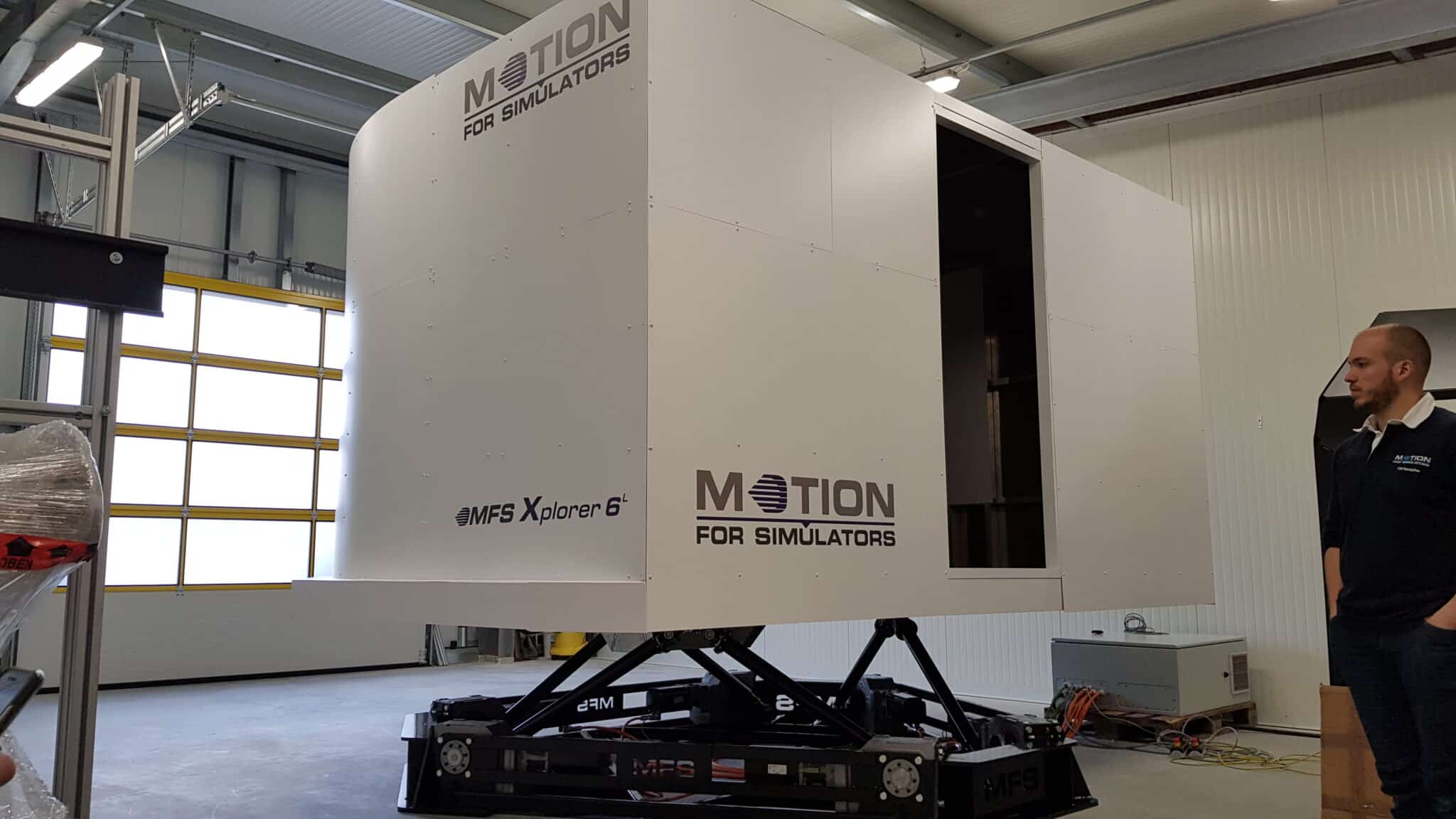 MOTION FOR SIMULATORS - 6DOF MOTION PLATFORMS