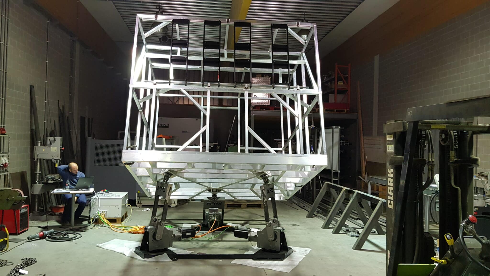 MOTION FOR SIMULATORS - 3DOF MOTION PLATFORMS