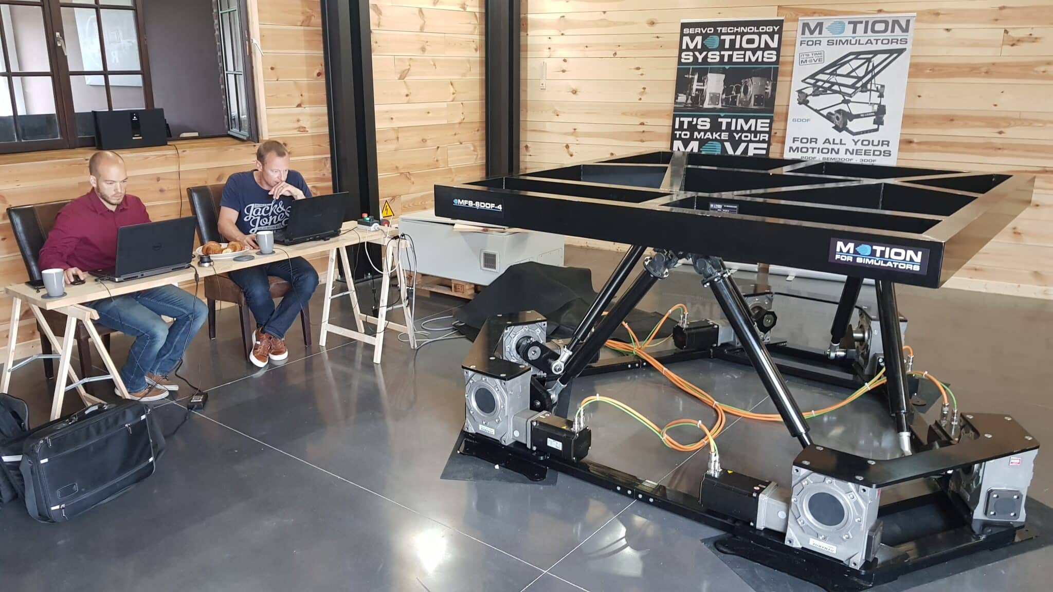 MOTION FOR SIMULATORS - 6DOF MOTION PLATFORMS