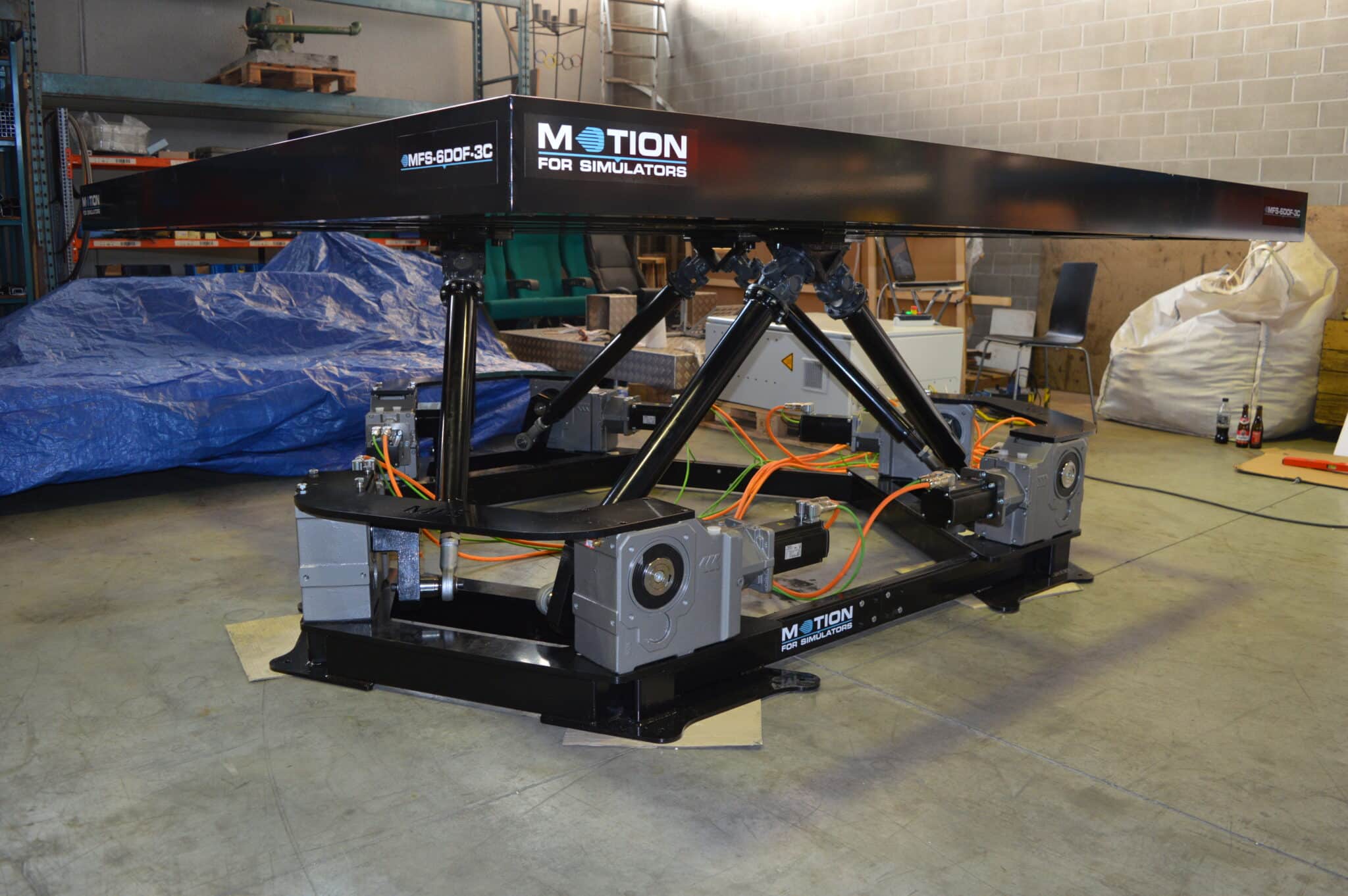 MOTION FOR SIMULATORS - 6DOF MOTION PLATFORMS