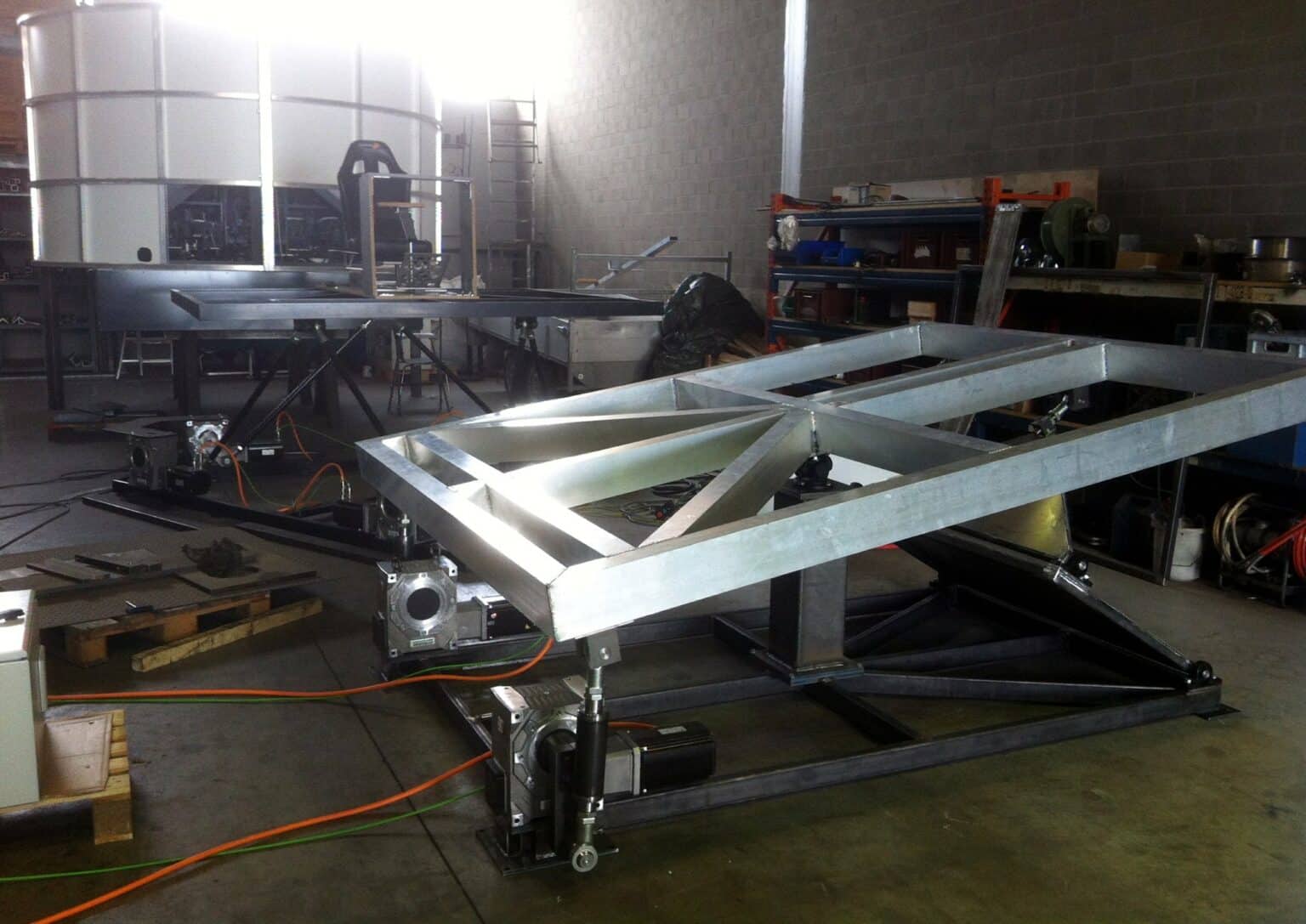 MOTION FOR SIMULATORS - 2DOF MOTION PLATFORMS