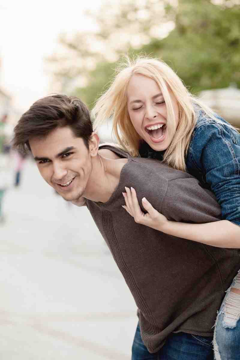 10 Things Men Find Attractive In Women