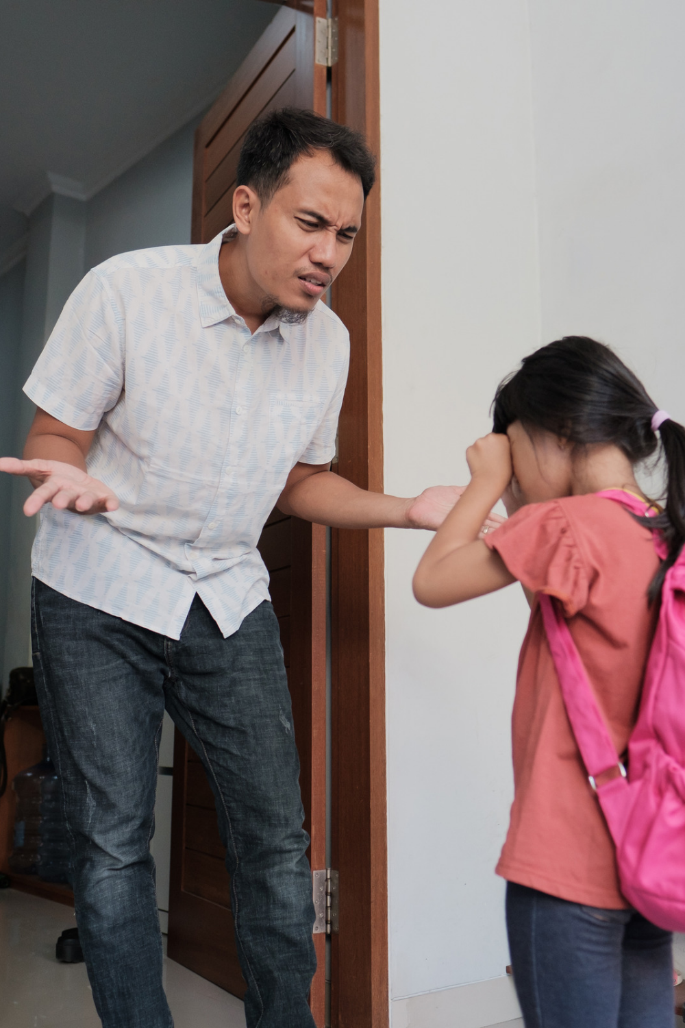 50 Things Toxic Parents Say That Are The Most Destructive To A Child's ...