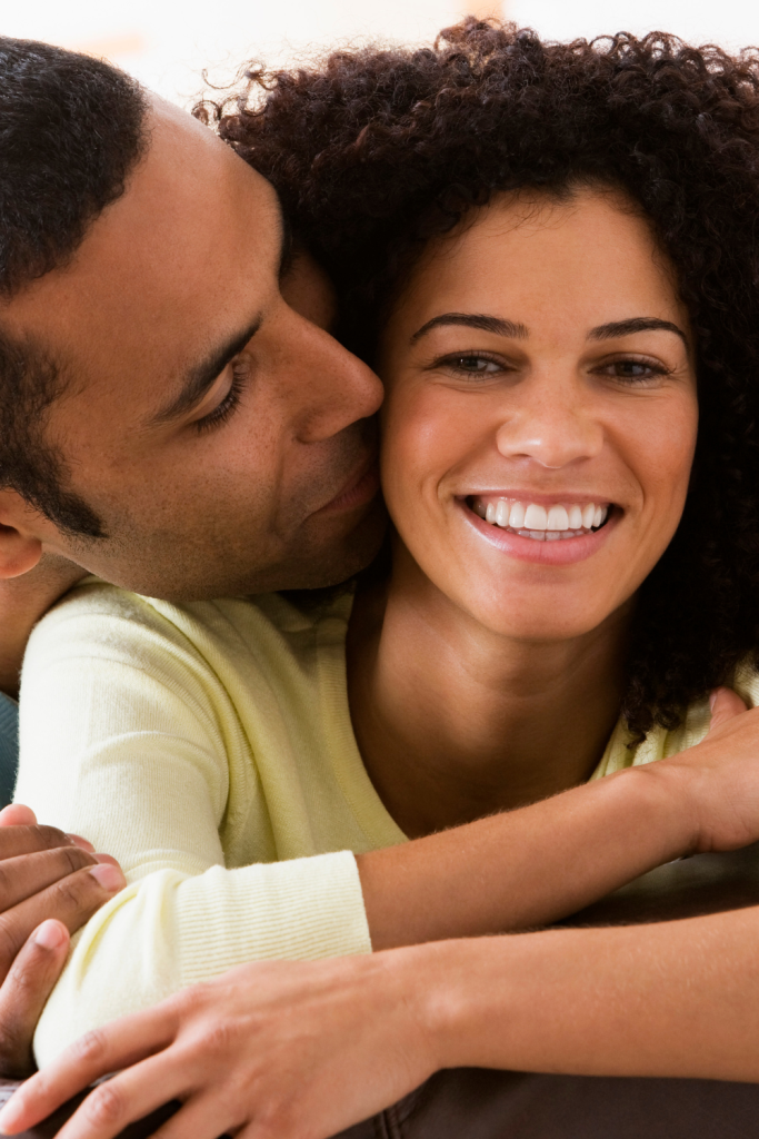 10 Positive Signs a Commitment-phobe Loves You - Olubunmi Mabel