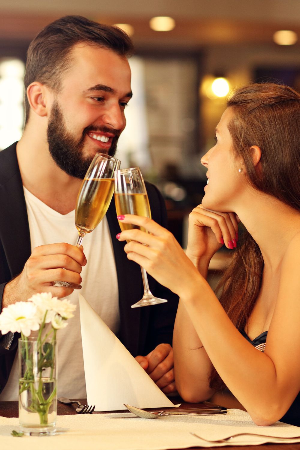 8 Striking Differences Between a Nice Guy and a Good Man - Olubunmi Mabel