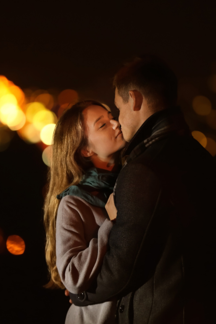 6 Unimpeachable Signs He Just Wants To Get Into Your Pants - Olubunmi Mabel