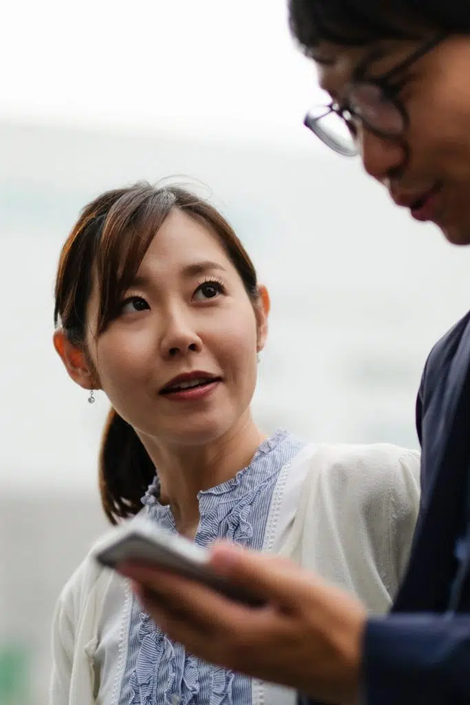 8 Unmistakable Signs She Will Never Forget You - Olubunmi Mabel