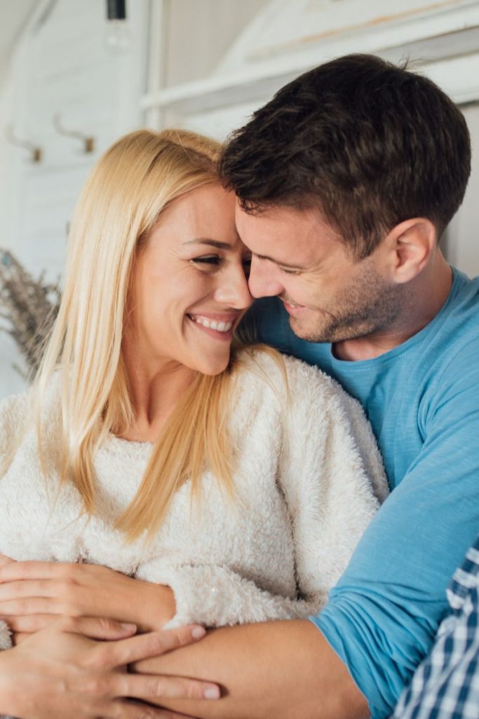 What Does It Mean When A Guy Wants to Cuddle? 11 Things It Means ...