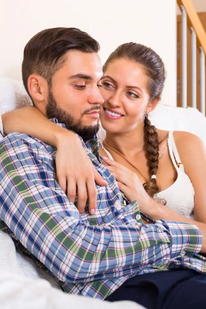 6 Signs Your Husband Is Pretending Everything Is Fine - Olubunmi Mabel