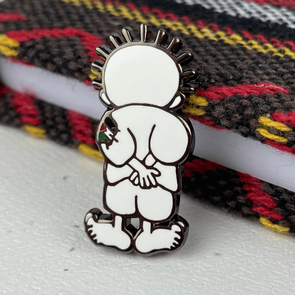 Køb den nye Handala nål - Palestina.dk