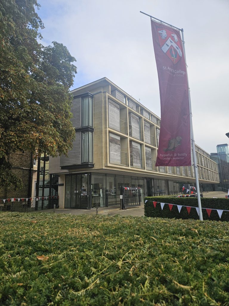 College Life – St Anne's College MCR