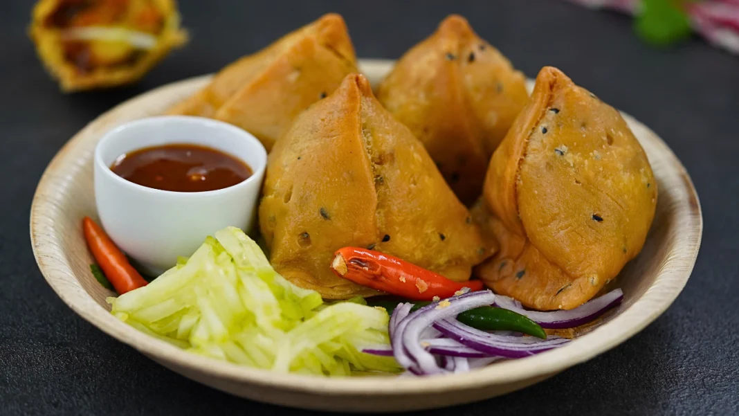 10-Minute Guide to the Best Vegetable Samosa Ever (Winner Special ...