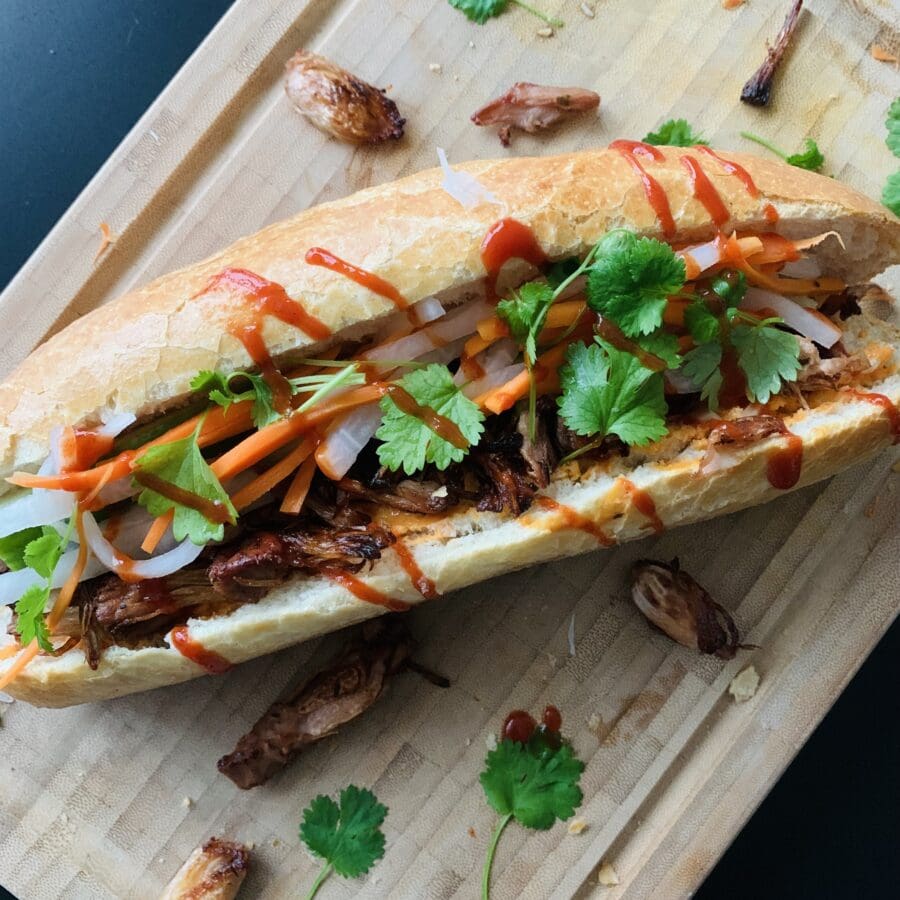 Pulled Jackfruit Banh Mi - Veggie Anh