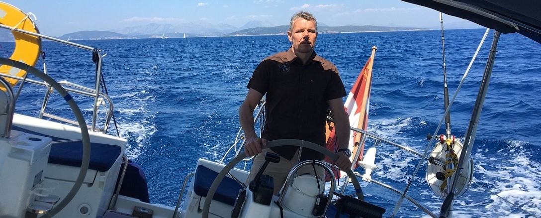 Per – World Tour Thau