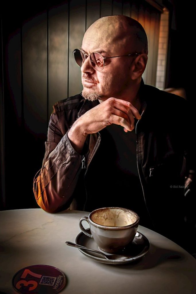 Perry Blake – A Melodic Soundscape – 1st 3 MAGAZINE