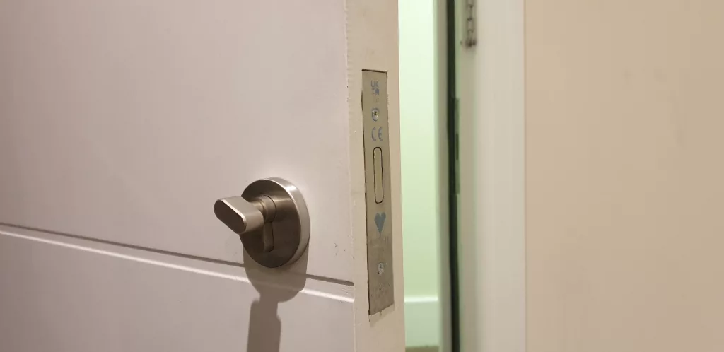 Egress lock Supplied and fitted to a Flat in WElwyn Garden City