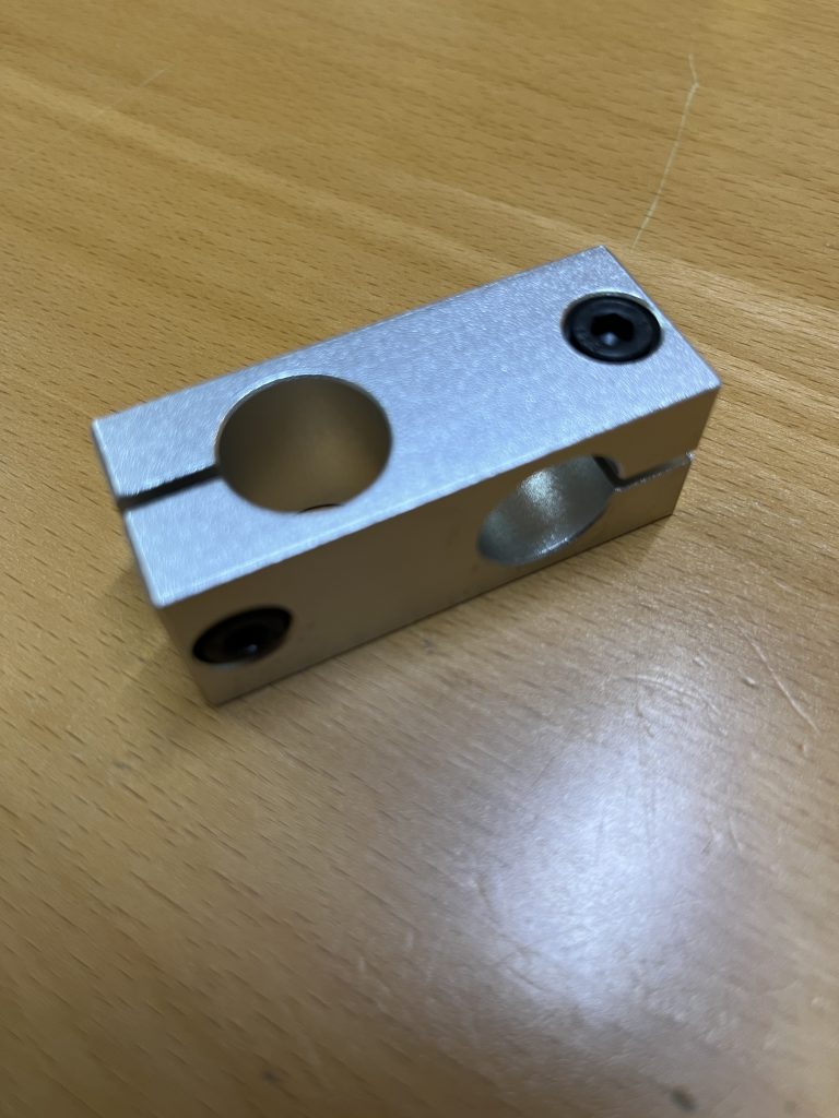 Two Way Connector – 16mm to 16mm Round Bar – Aetee Group