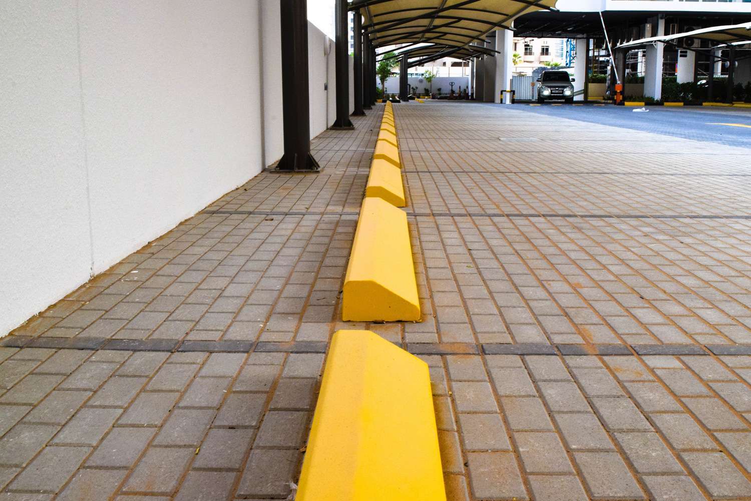 Wheel Stopper in UAE - Alcon Concrete Products