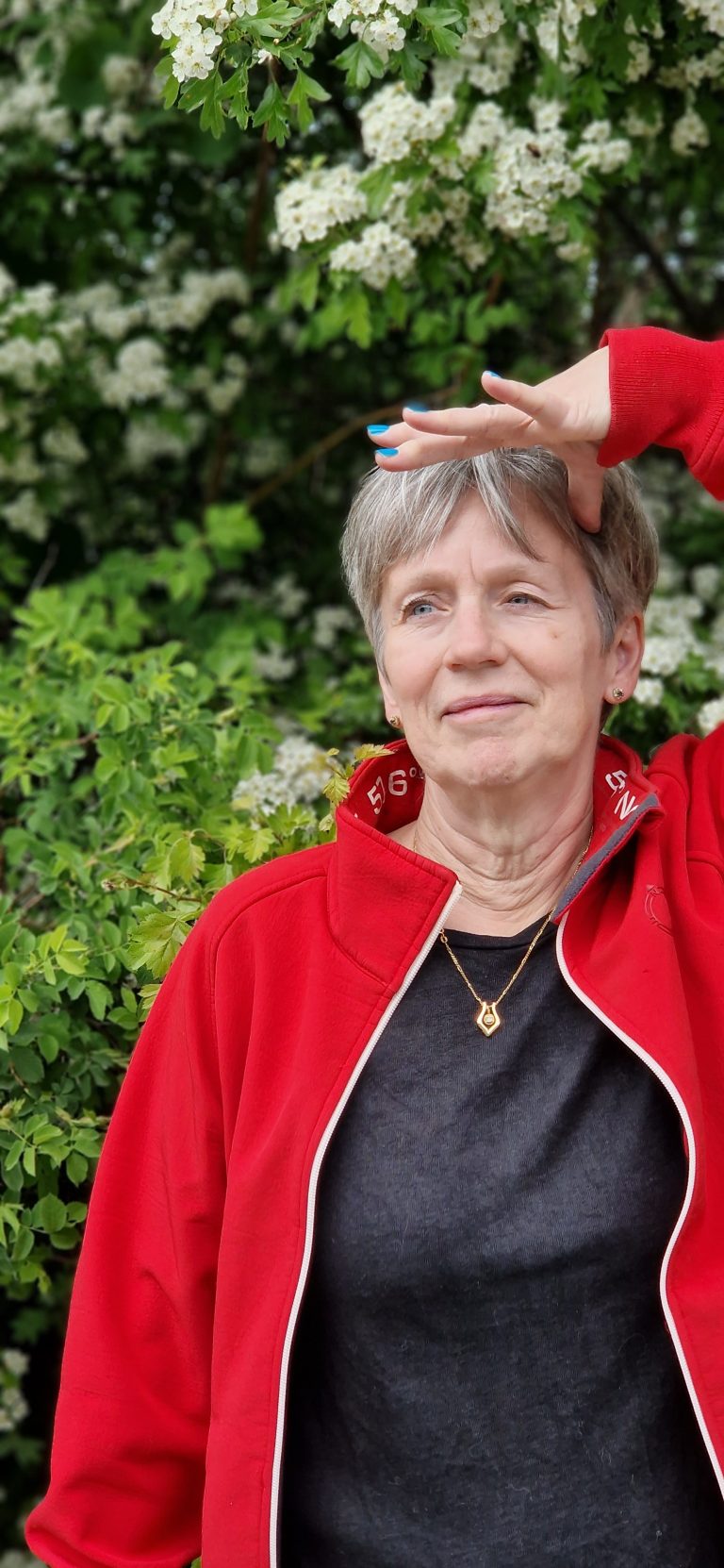 Sångerskan Suzzie Tapper om livet med Parkinson: ”En del av livet ...