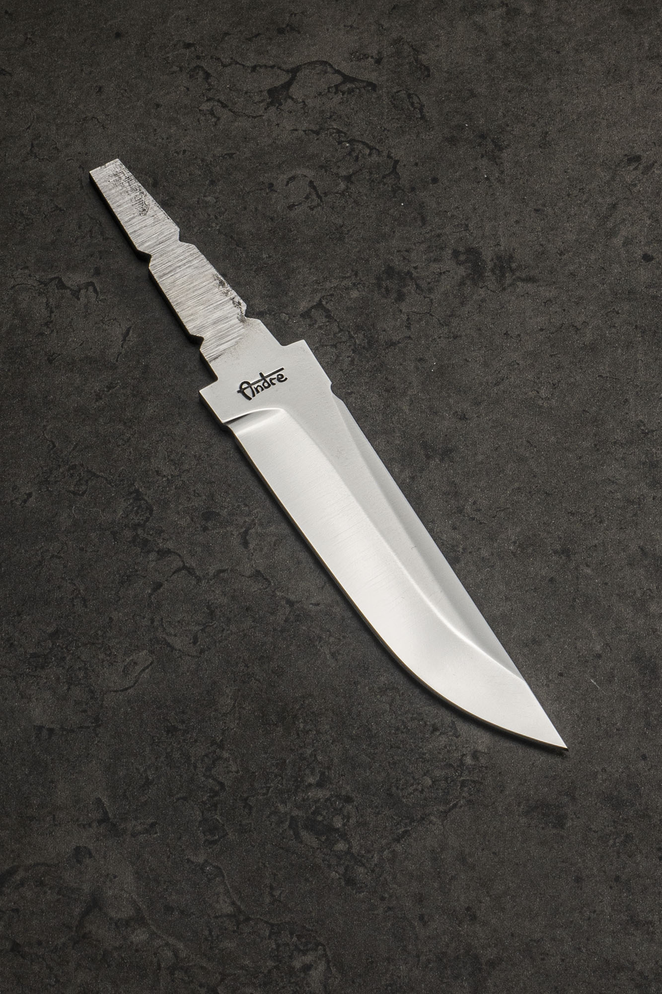 Scandinavian Classic – False edged spine | André Andersson Custom Knives