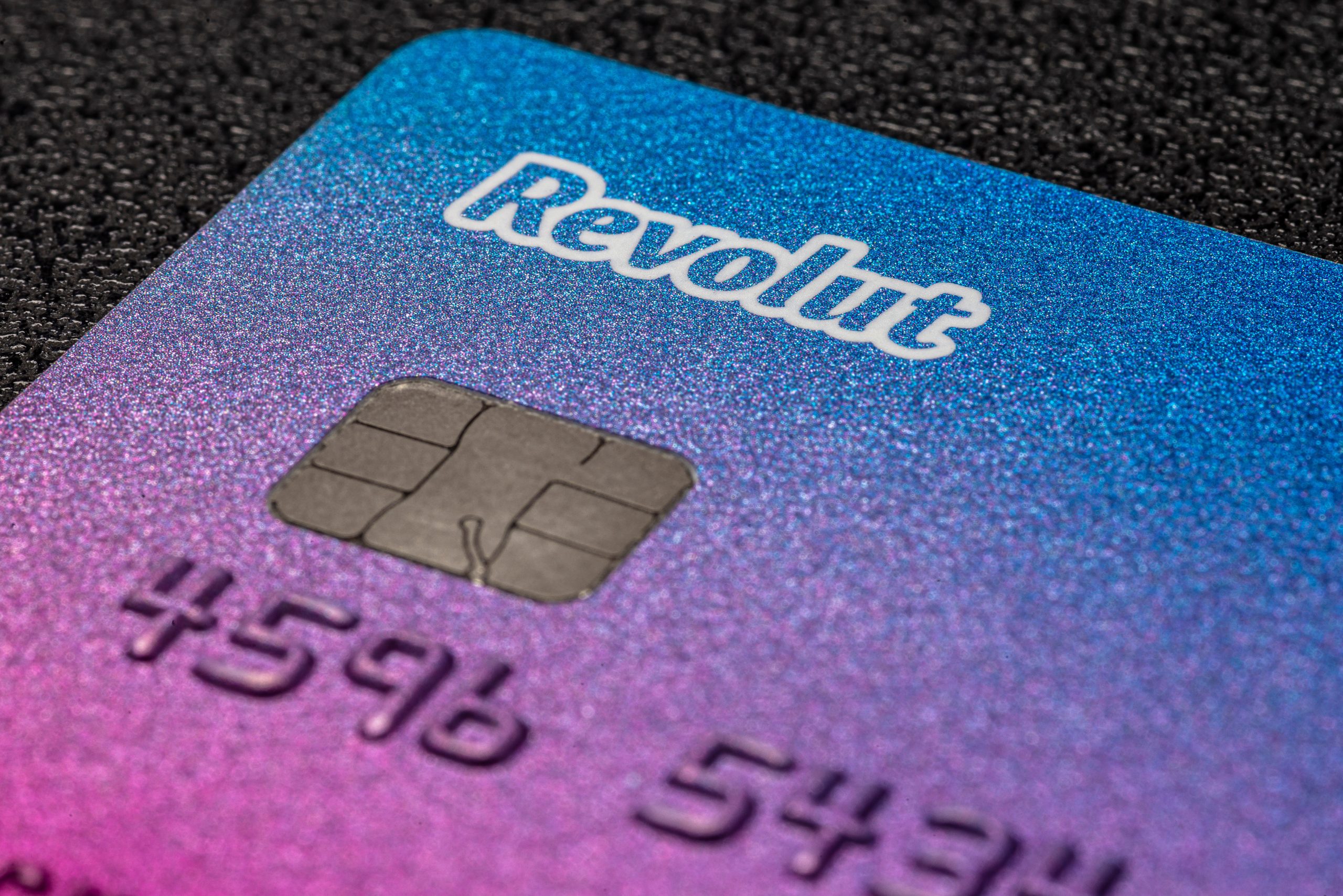 Revolut lancia il Robo-Advisor in Irlanda per automatizzare gli ...