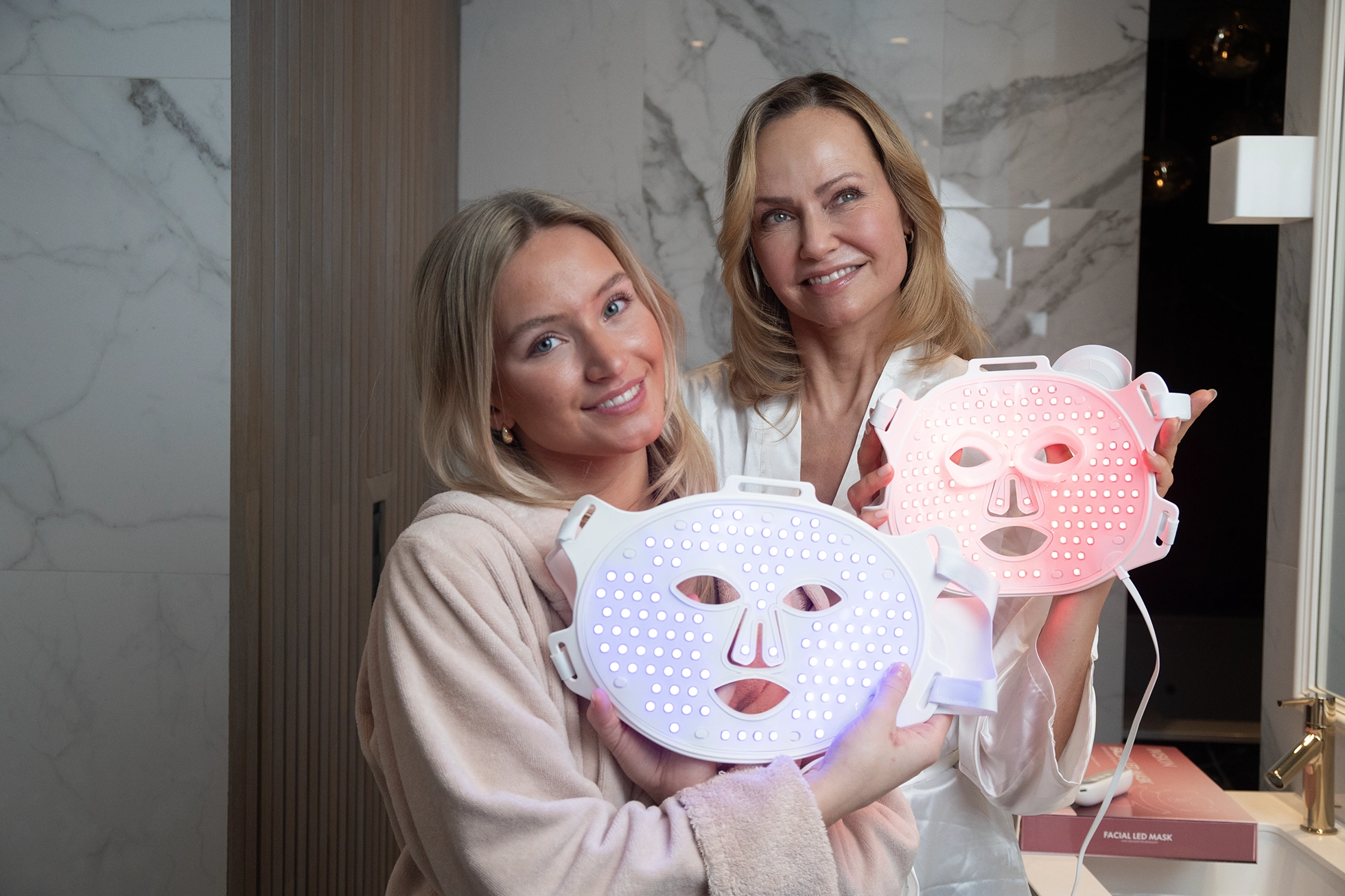 Led-maske best i test 2025 - Bestetester.no