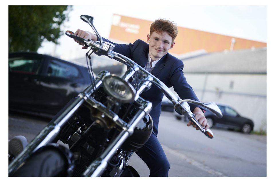 Konfirmand – Fotograf Timo Blom Kofod