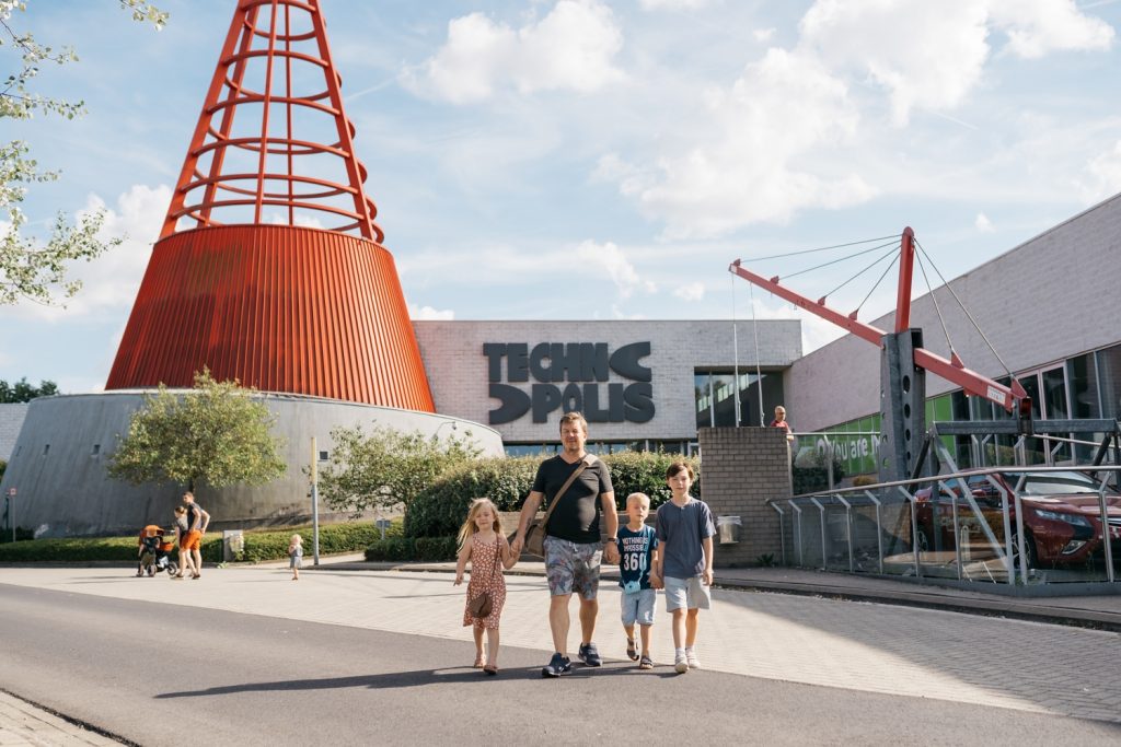 Technopolis, le parc d'attractions scientifiques de Malines - Boussole Magique